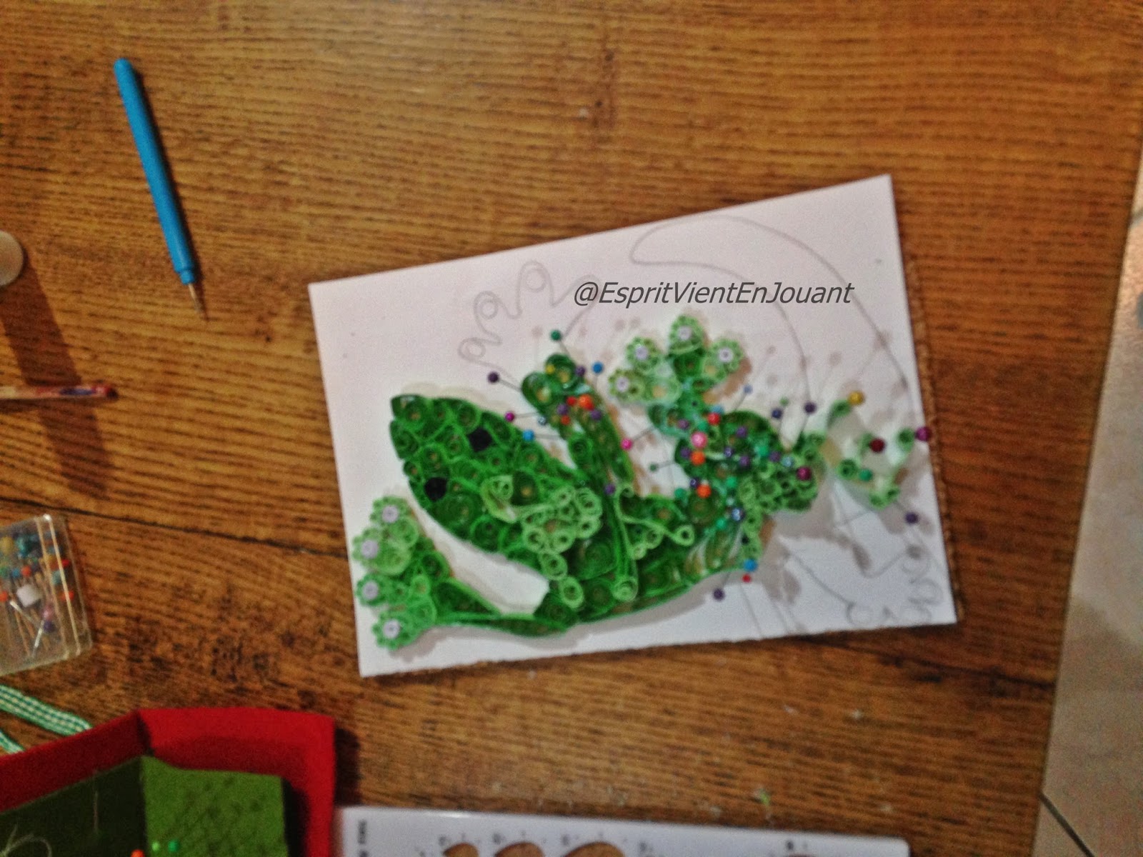 L'esprit vient en jouant: Réaliser une carte salamandre en quilling ...