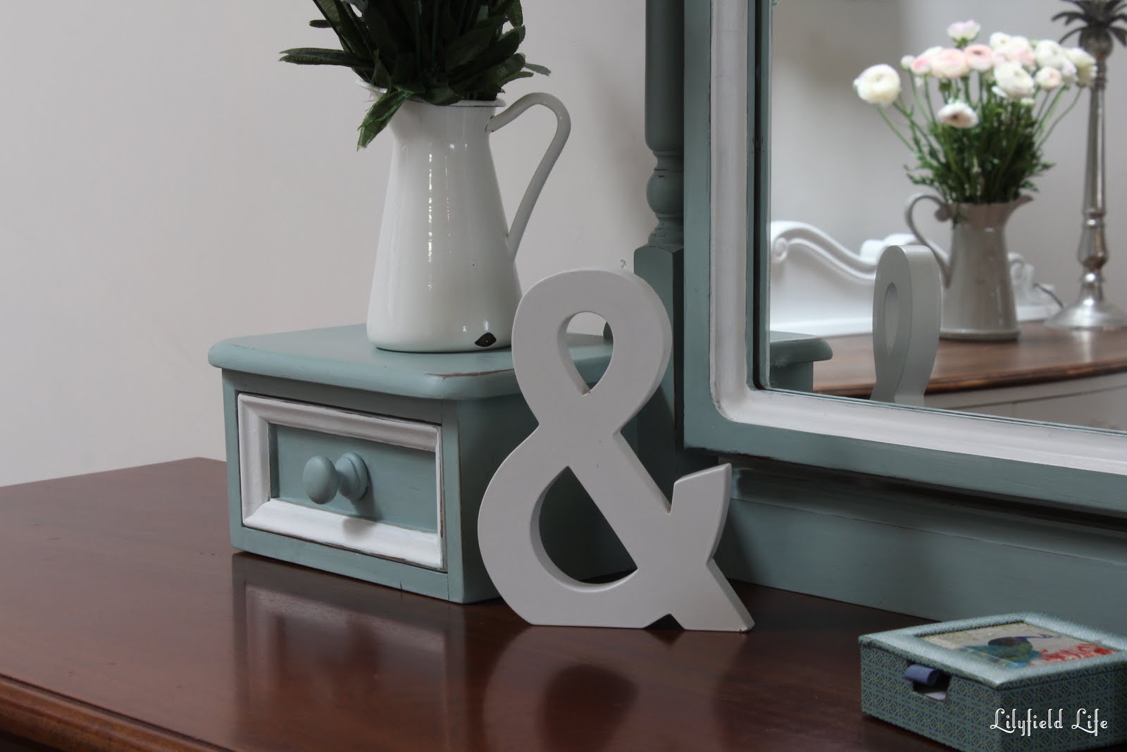 Lilyfield Life: Duck Egg Blue Dressing Table Vanity Mirror Set