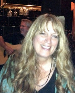 Artists Tell Their Stories: Thanks to Each of the 52 Artists Who Told ...