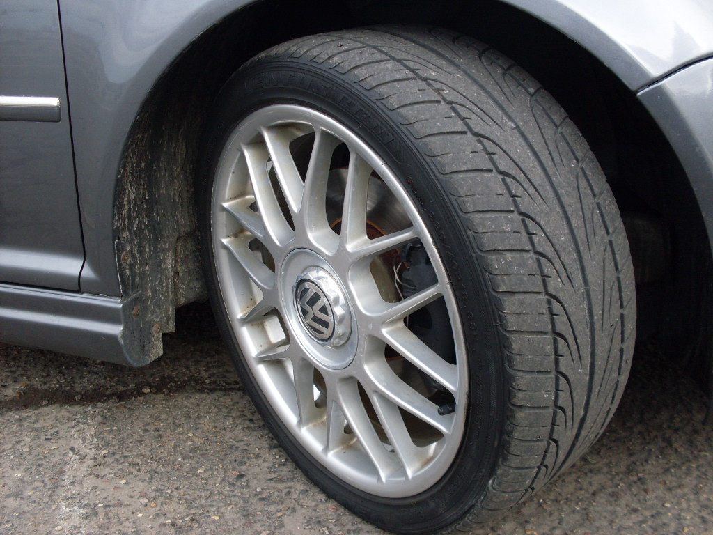 Ride Auto: 2005 VW GLI