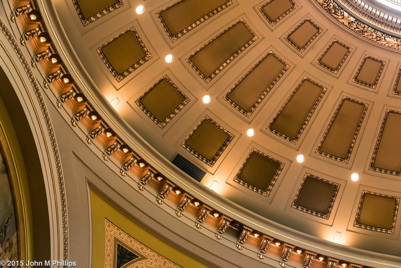 SKEPTIC PHOTO: MINNESOTA STATE CAPITOL UNDER CONSTRUCTION