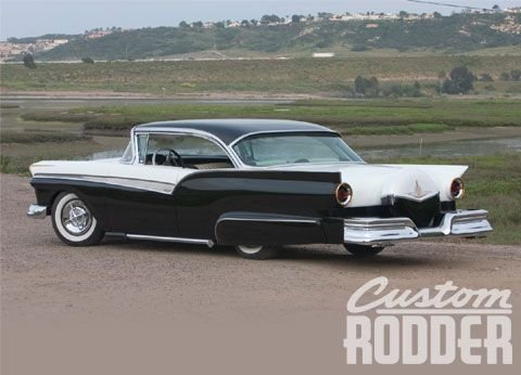 Rockabilly garage: Ford 57 kustom