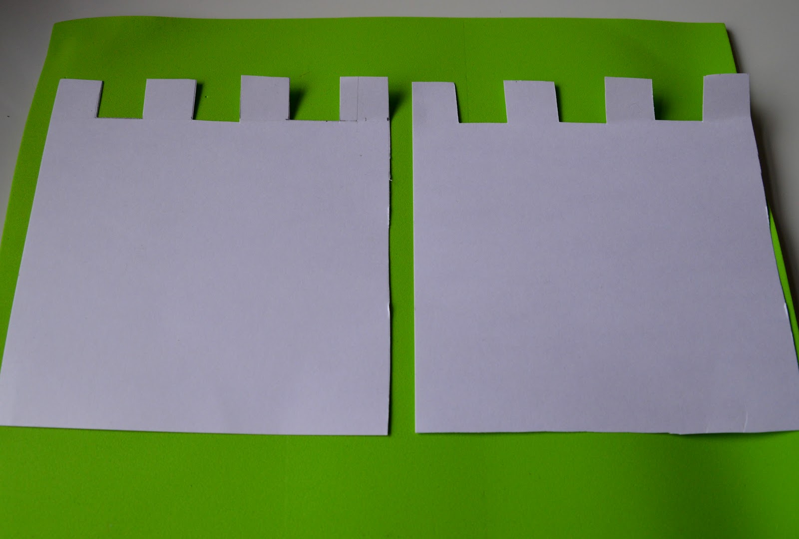 Craft: Make a Card Castle Play Scene with Dragon, Knight and Princess ...