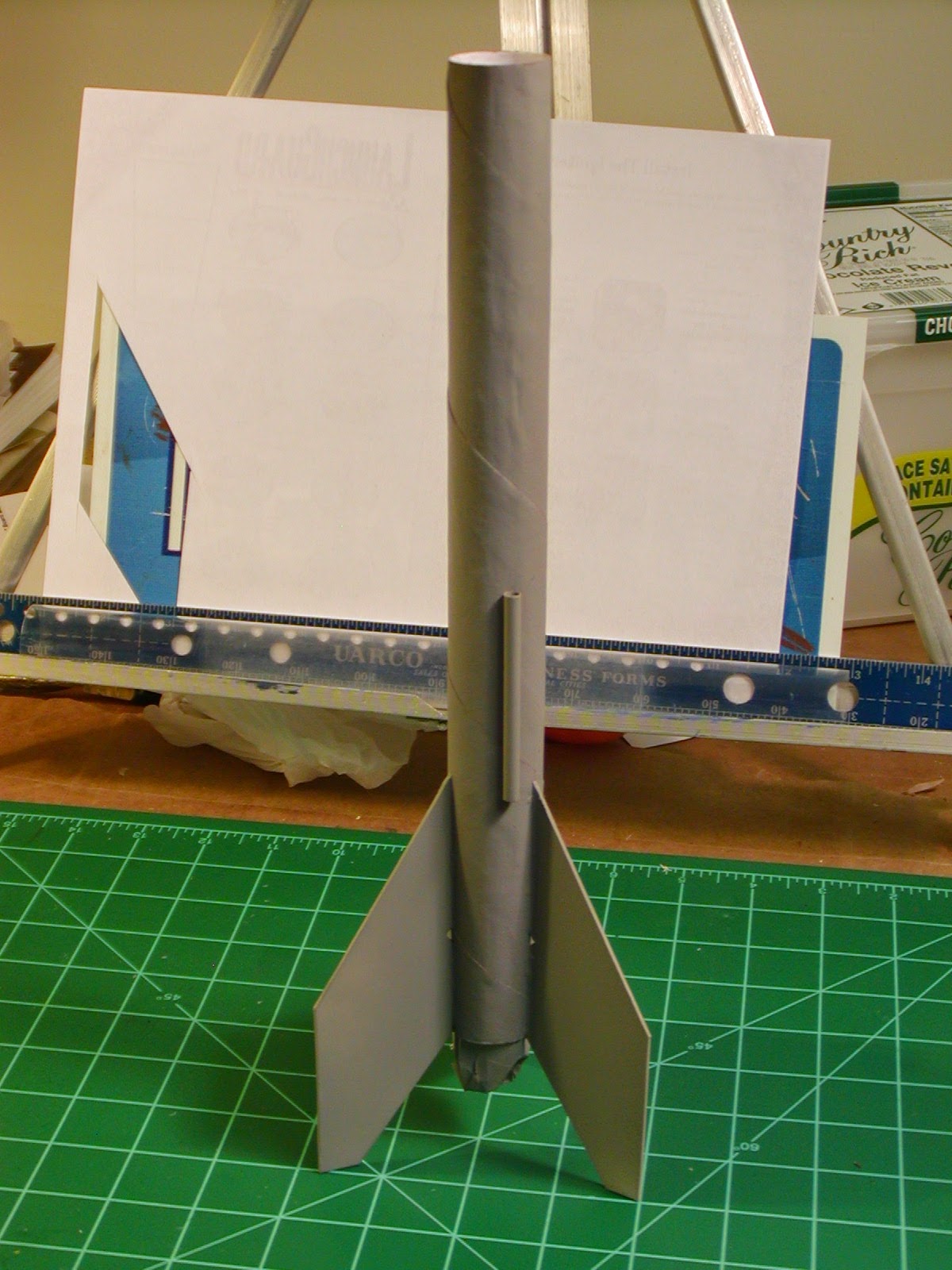 Robert's Space Place: Building the Pitsco "Model A"