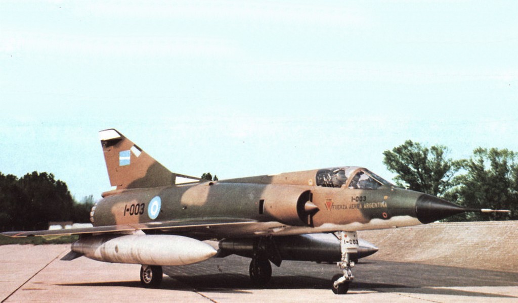 AVIÕES MILITARES: Dassault Mirage III
