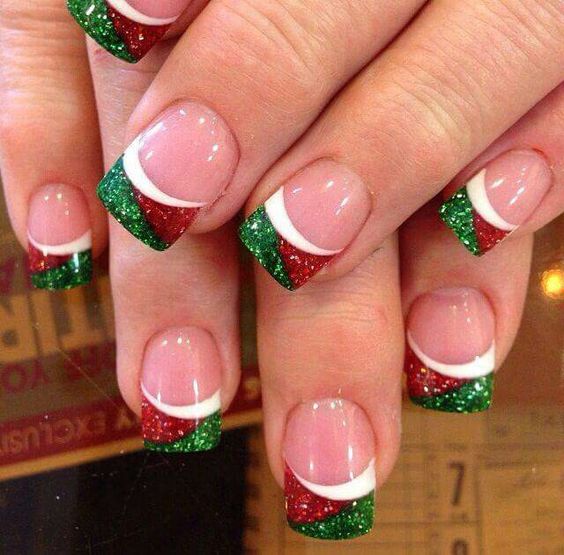 30 Fabulous Christmas Nail Art Designs For Girls to Try - Holidays Blog ...