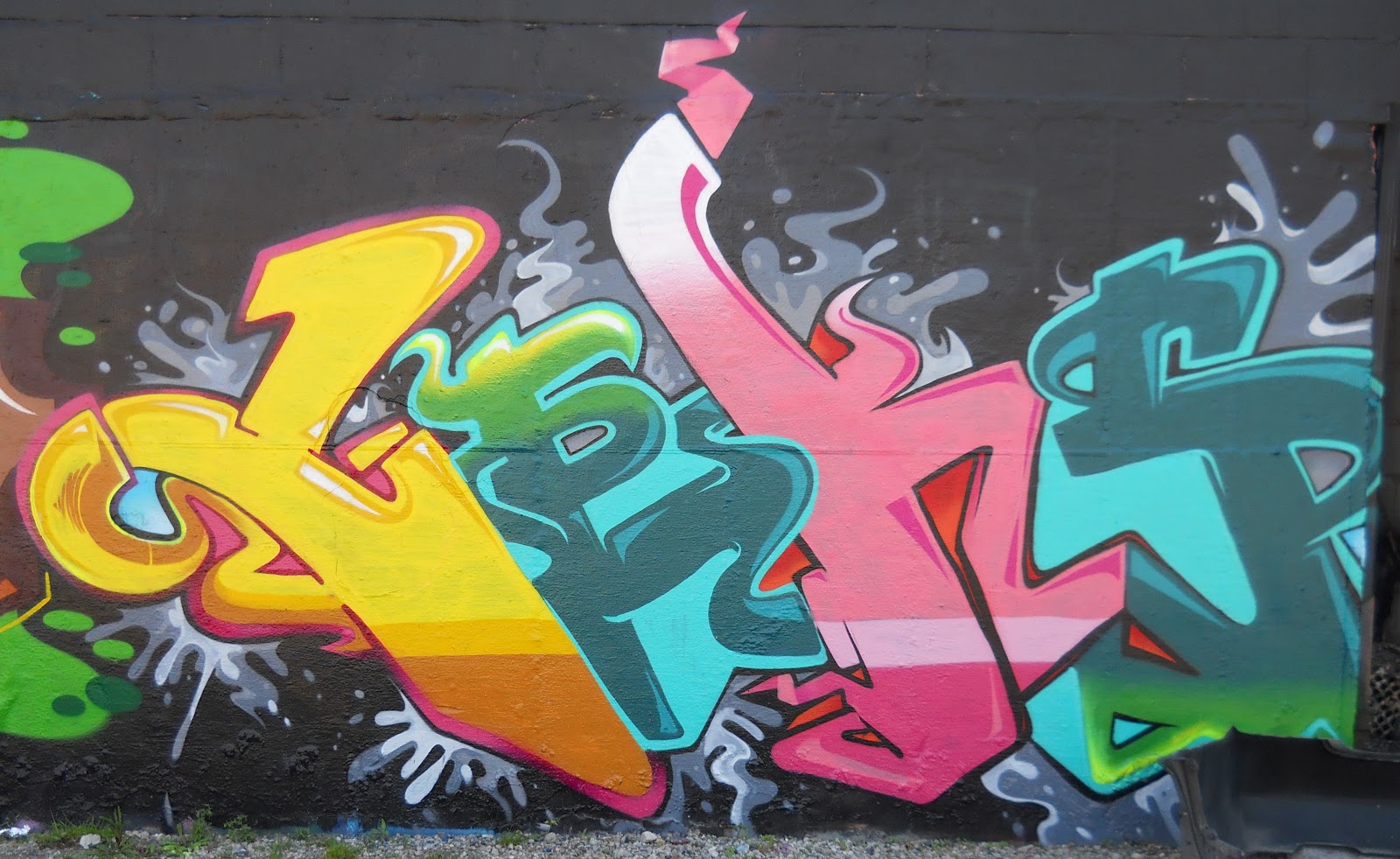 Damn Pawtna !!: Some more graff from around town......................