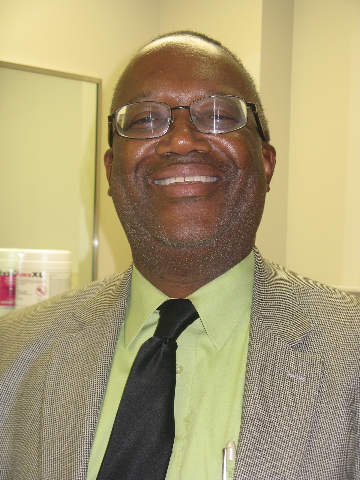 Mary Helen Fernandez Stewart: Monday and an afternoon with the doctor ...