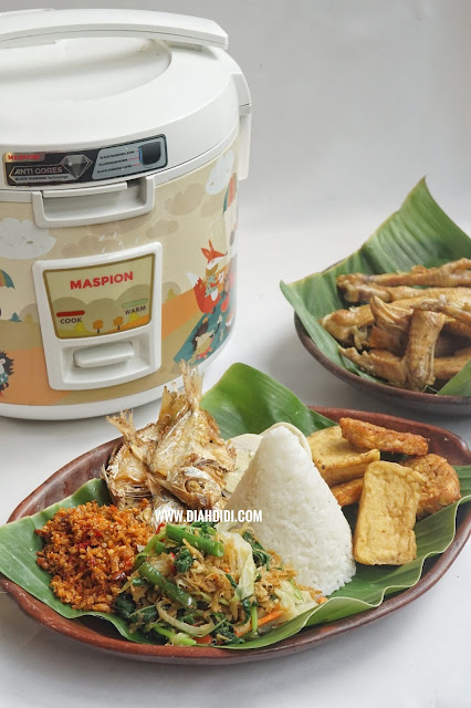 Sego Wiwitan Komplet - Kokibu | Aneka Resep Masakan Nusantara