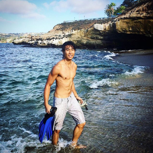 my new plaid pants: Good Morning, Gratuitous Chris Pang