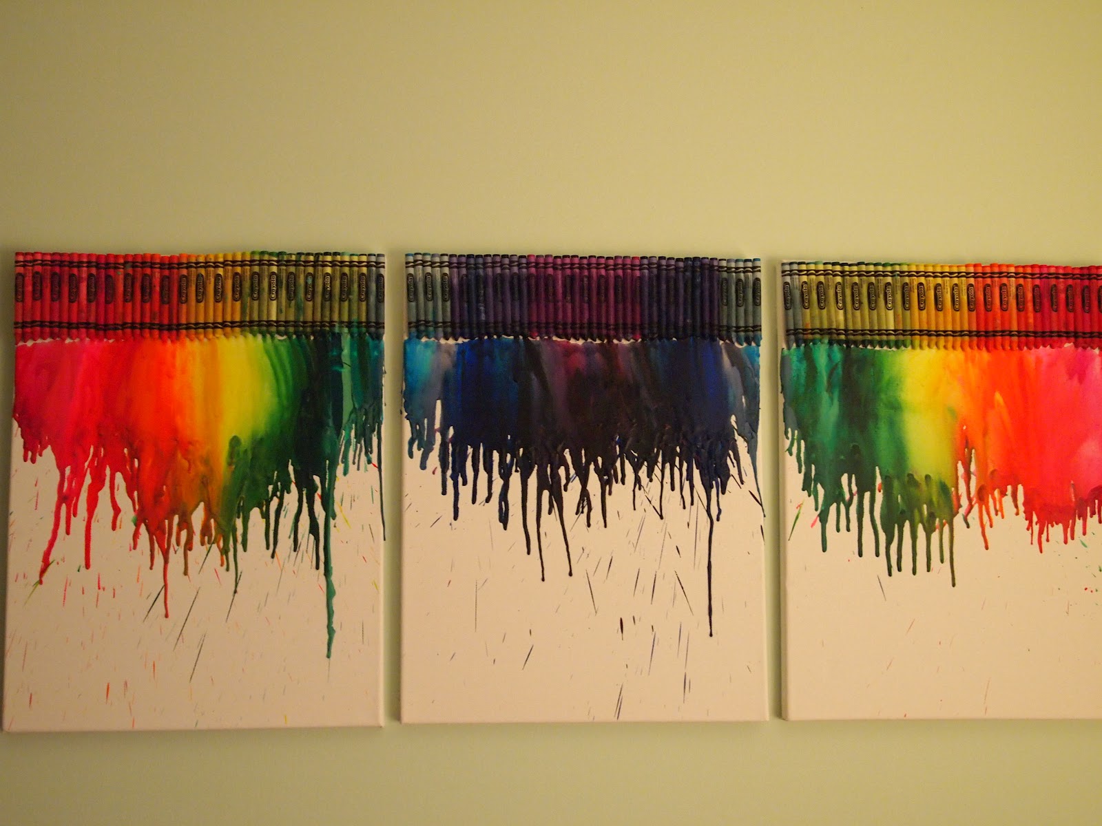Fits of Wanderlust: Crayon Art DIY