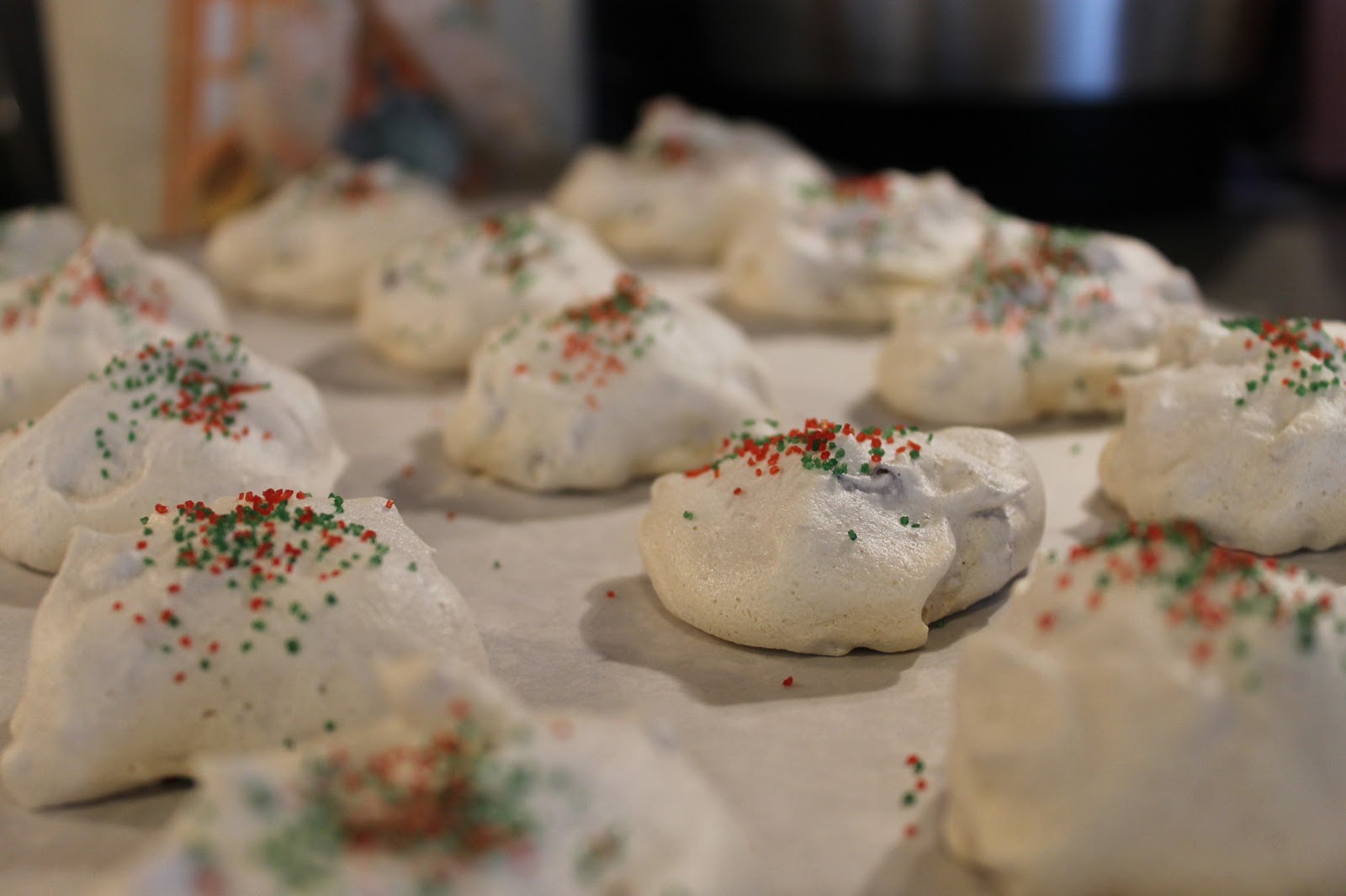 Mélange: Ma's Styrofoam Cookies