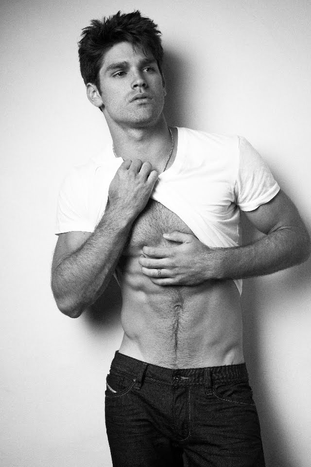 EVERYDAY HOTTIES: YUMMY BOY- JUSTIN GASTON.