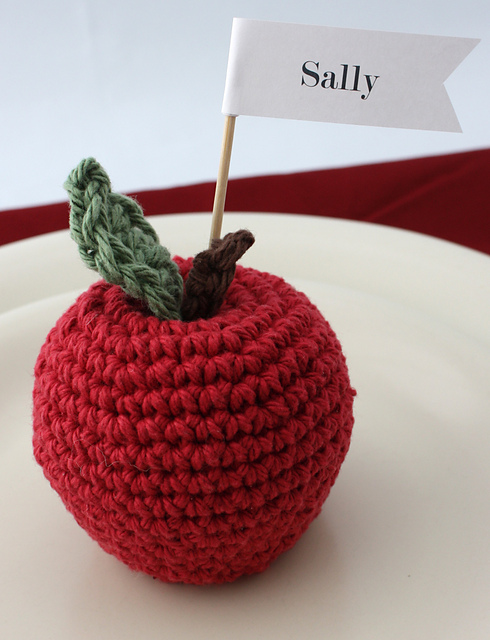 Awesome Apples! 10 Free Crochet Patterns | Fiber Flux...Adventures in ...