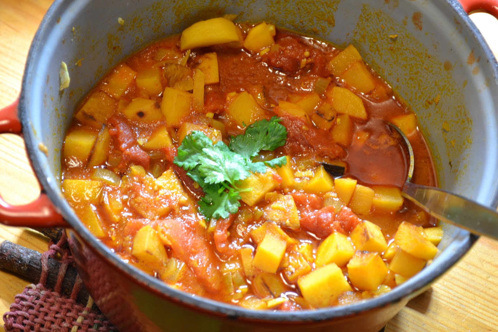 Keittiössä, kotona ja puutarhassa: Nauris Masala