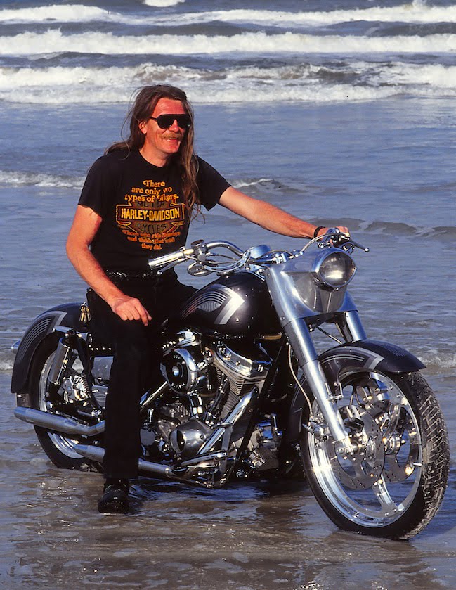 CYCLE TRASH: XZOTIC!