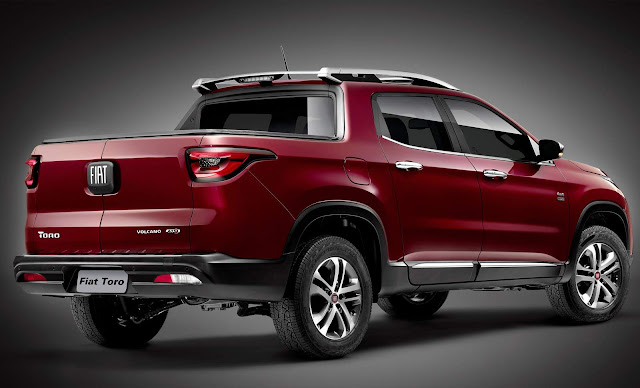 Fiat Toro Volcano 4x4: foto oficial da traseira divulgada