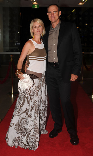 Matthew Hayden with his wife Kellie Hayden | CelebritiesCouples