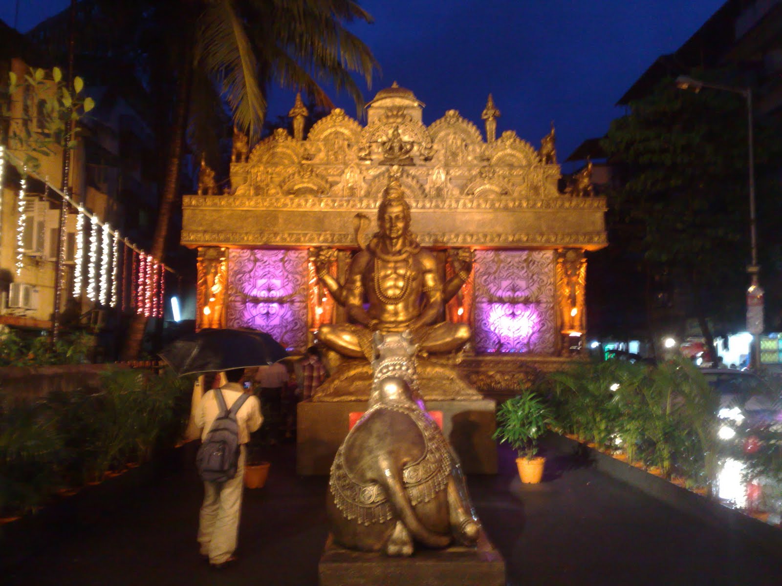 Ganesh Pooja: Thane cha Raja