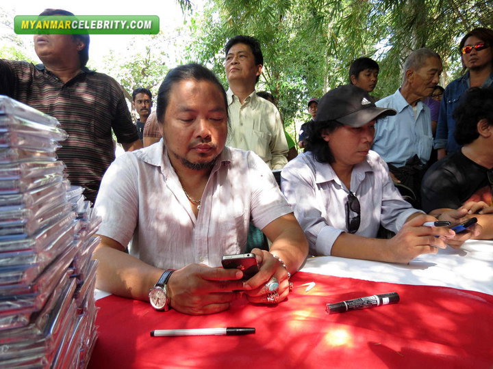 PHOTO: Zaw Win Htut's New Solo Album Promotion Event