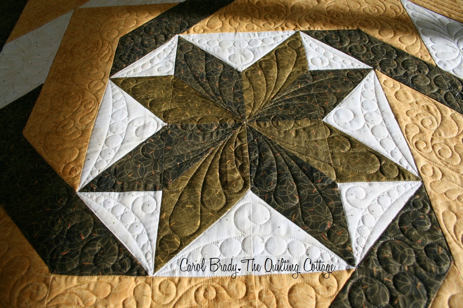 The Quilting Cottage: Labyrinth Quilting