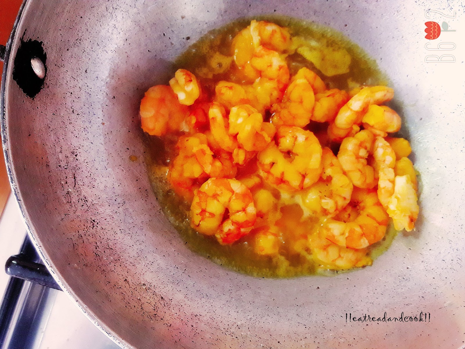 Doi Chingri / Prawns cooked in a Creamy Yogurt Sauce