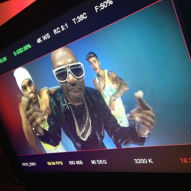 ¡Detrás de las escenas de 'Lolly'! ~ Justin Bieber Noticias