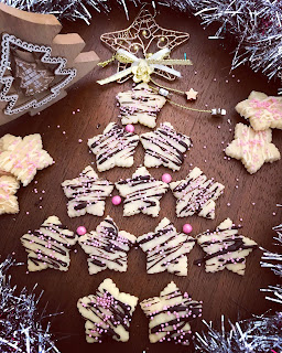 Festive Shortbread Cookies