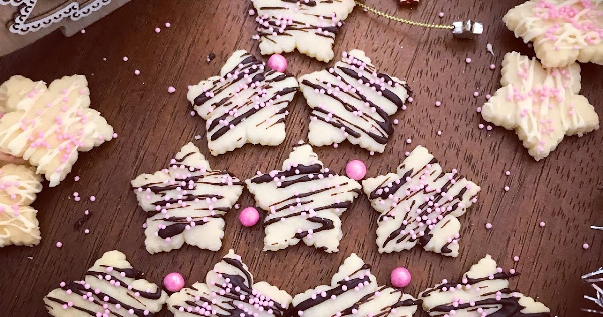Festive Shortbread Cookies