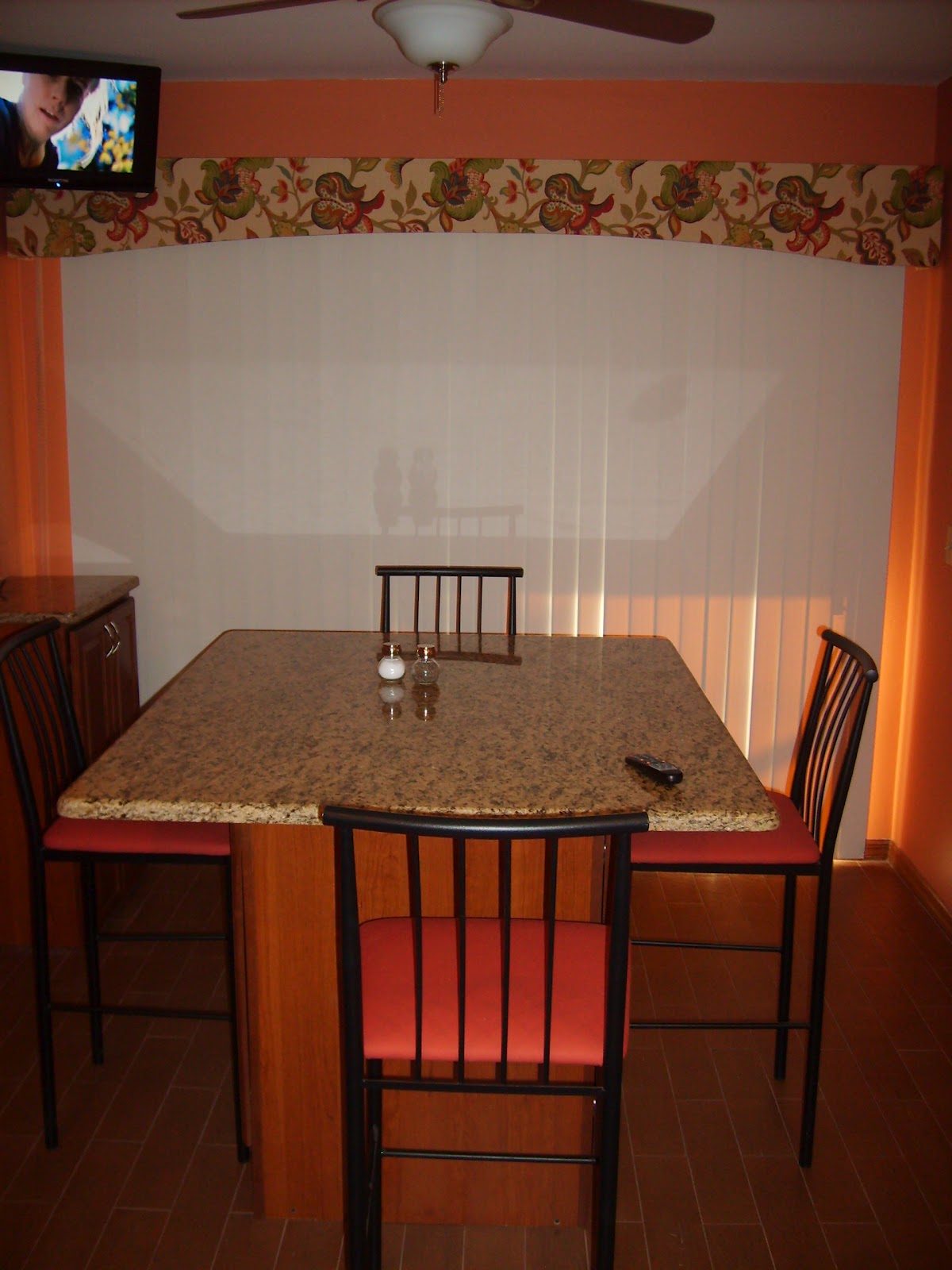 All Things Harrigan: 1980's Kitchen Makeover