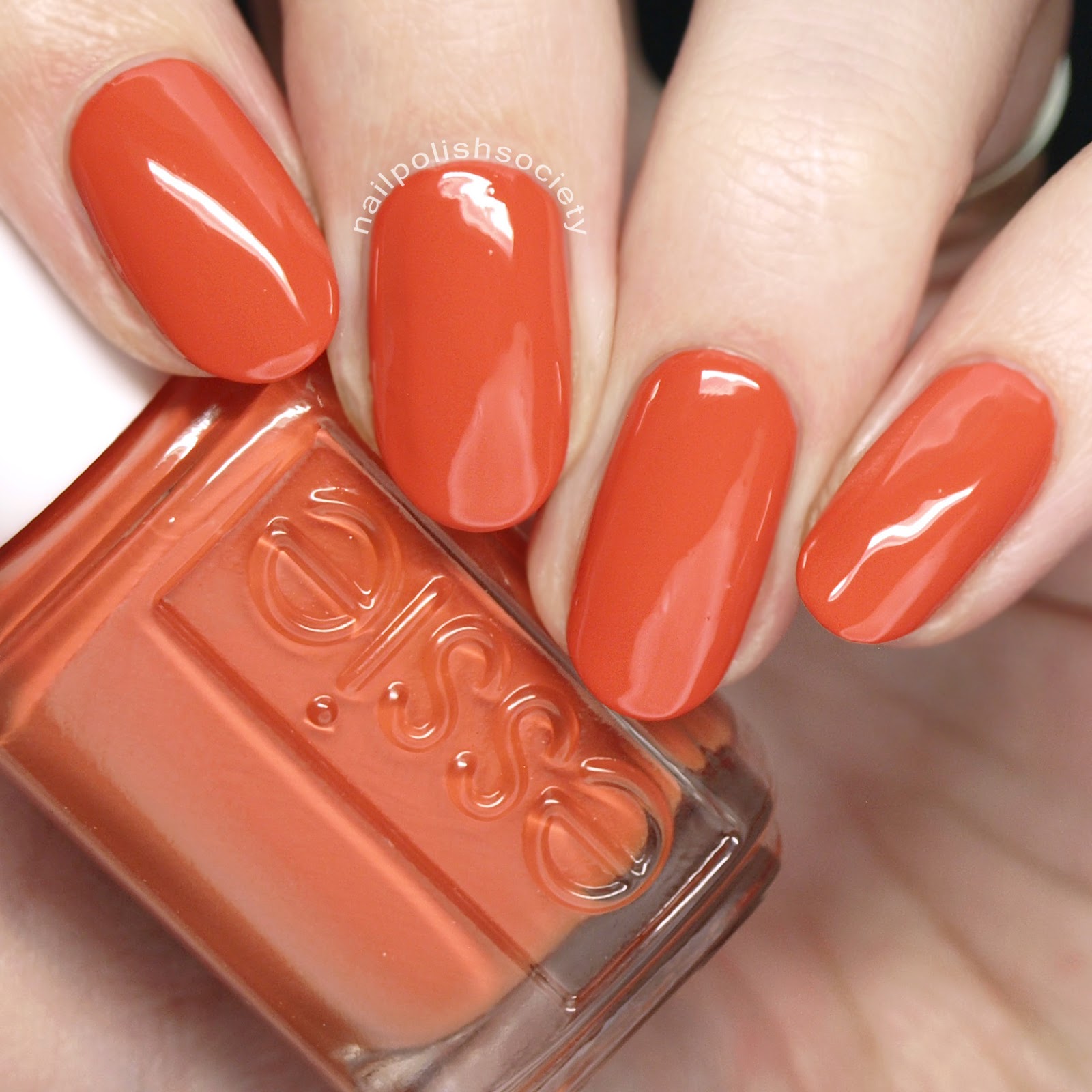 Nail Polish Society: Essie Spring 2018 Collection