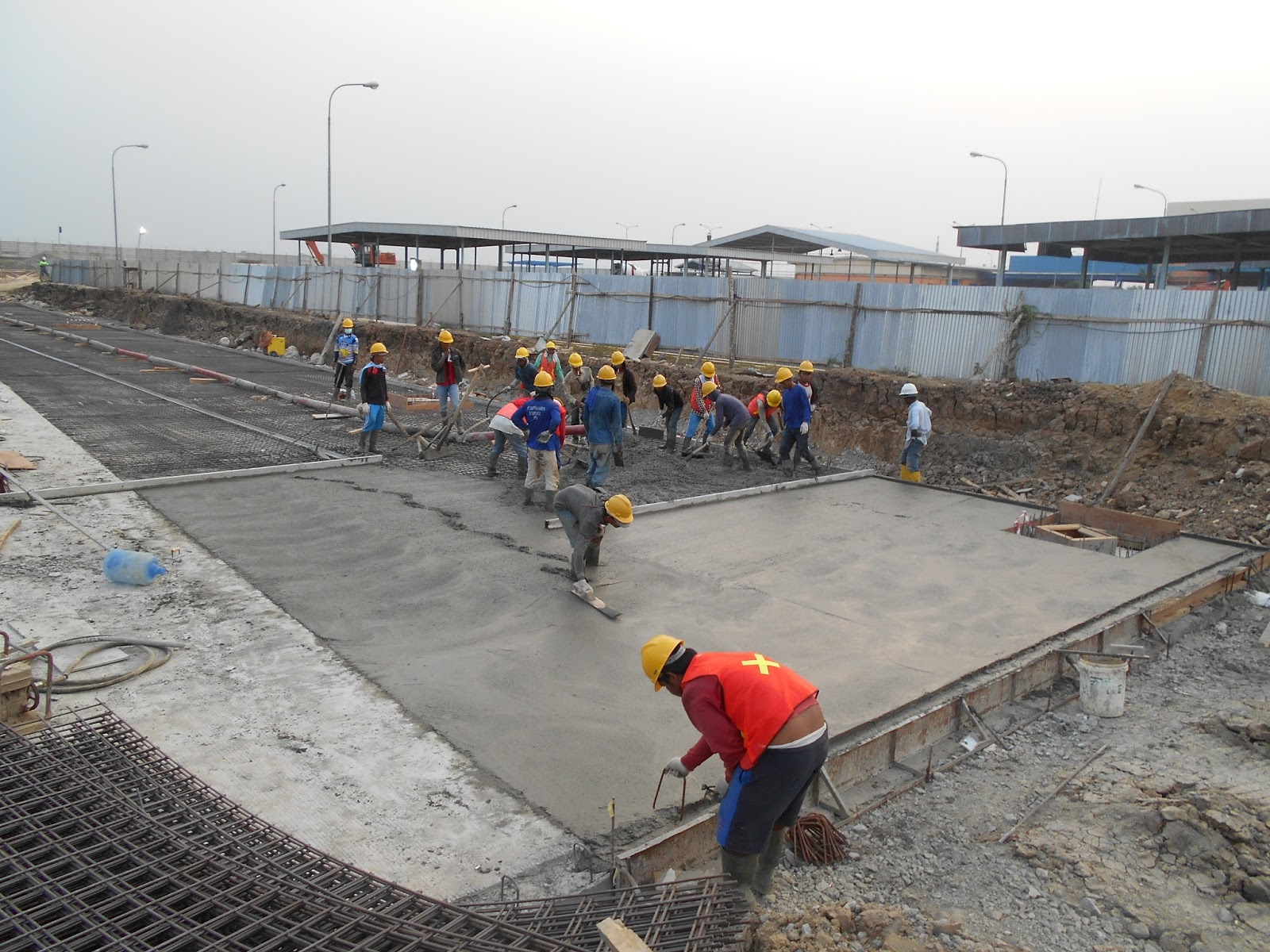 METODE KERJA PENGECORAN JALAN