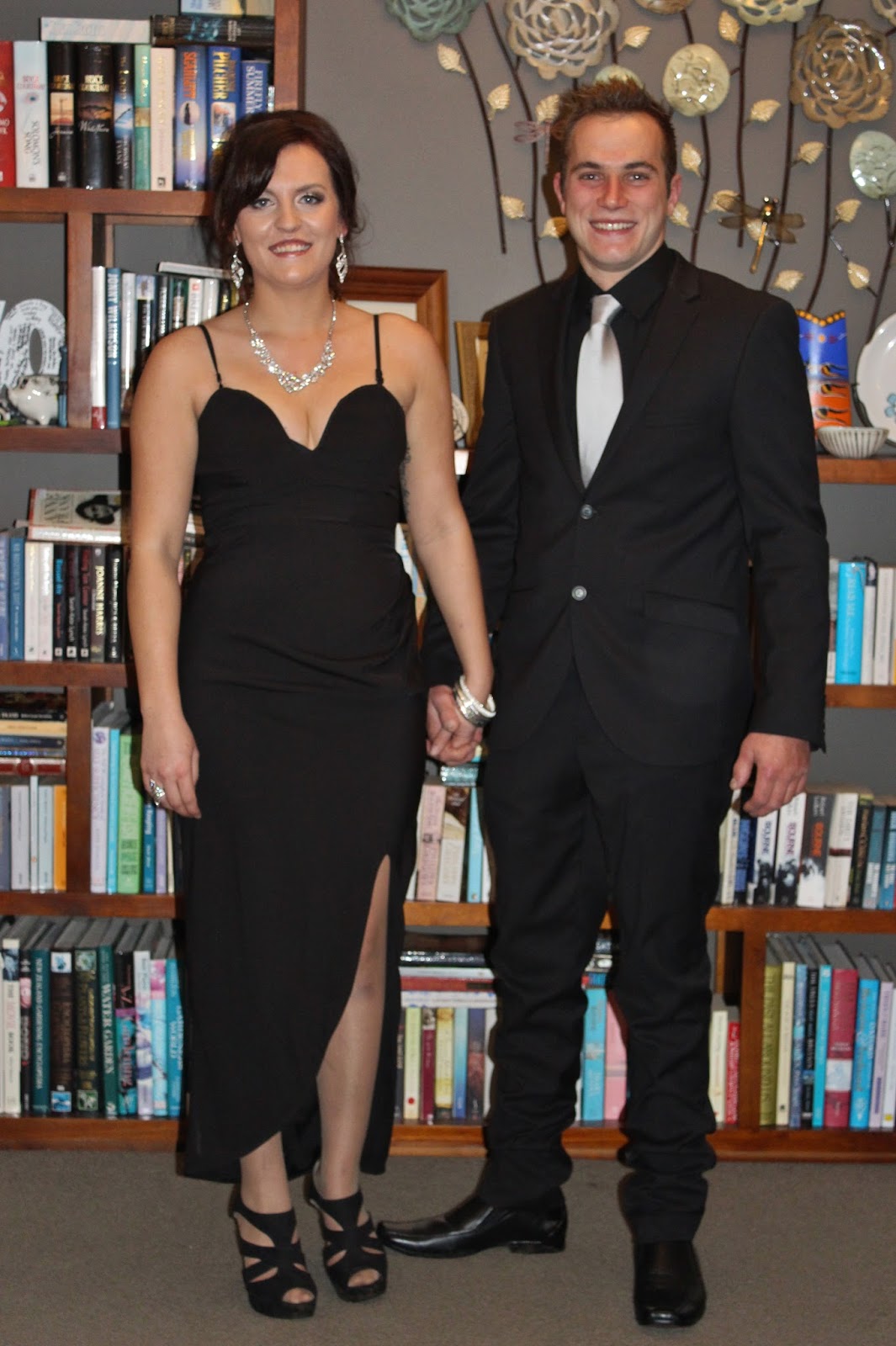 Living a Life at the Beach: Don't panic Mr Mannering!...I'm still here