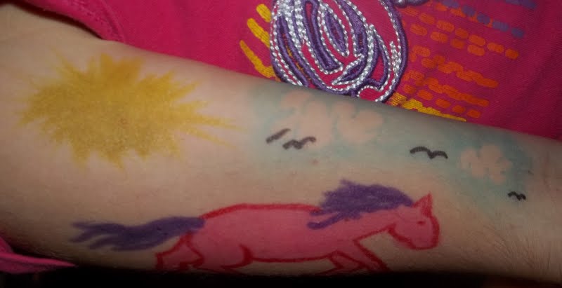 Life on the narrow path ...: Tattoos all around ...