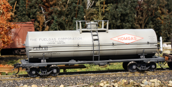 White River Division: Tank Cars - HOMES