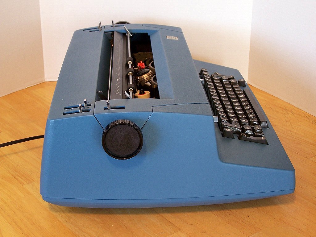IBM Selectric Typewriters: IBM Selectric II in Classic Blue - SOLD