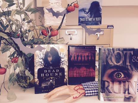 RA for All: Horror: 31 Days of Horror: Day 22-- Scary Book Display ...