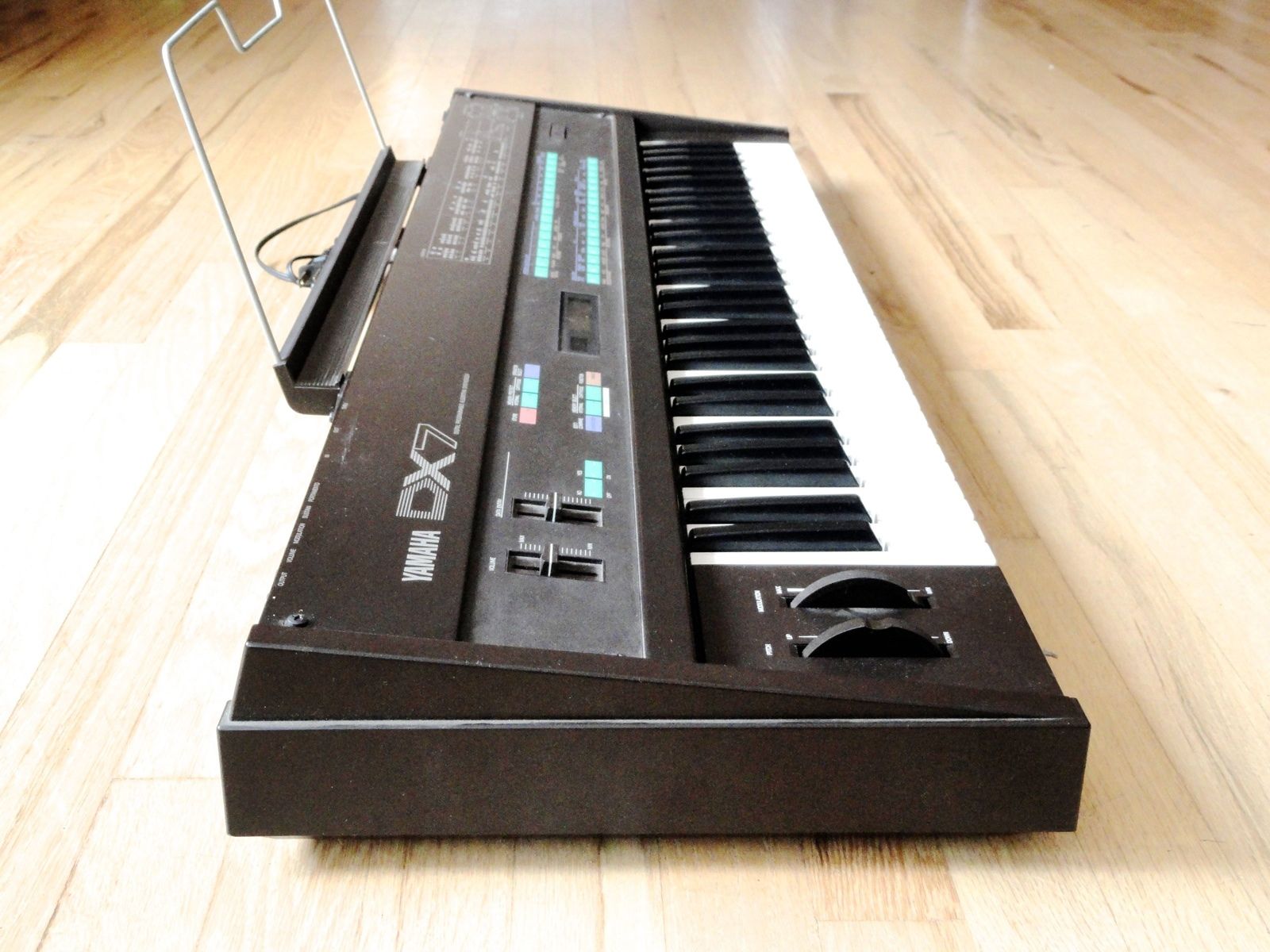 MATRIXSYNTH: 1980's Yamaha DX7 Digital FM Vintage Synthesizer with ...