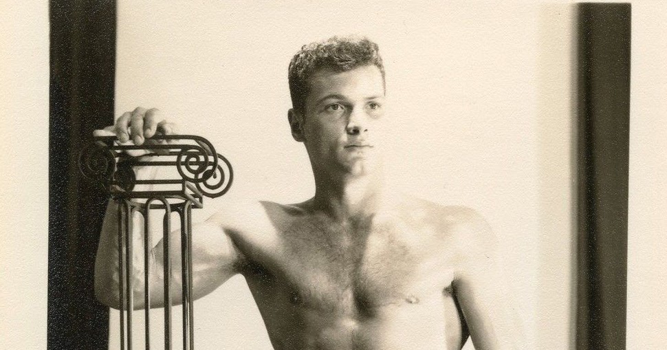 Male Models Vintage Beefcake: Bob Gentry Photographed by Ralph Kelly