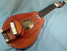 PREPARED GUITAR: DREAMY MADE: Keyed Cittern
