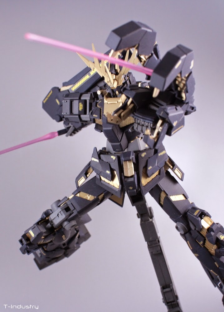 Custom Build: MG 1/100 Banshee "Marida Cruz Custom" Custom Dual Remod ...