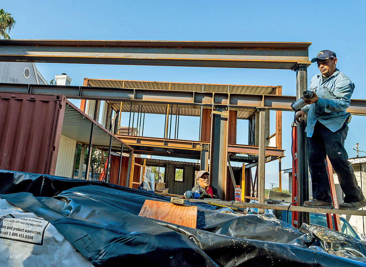 Shipping Container Homes & Buildings: Shipping Container Duplex House ...