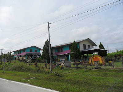 KAMPUNG TEBEDU: Tebedu Village