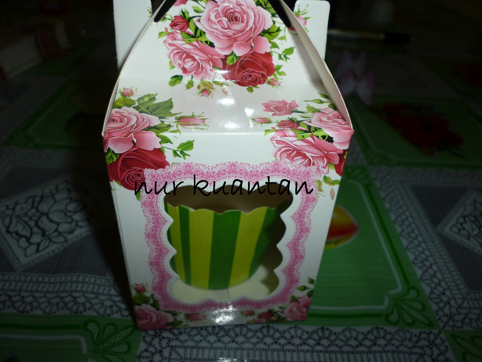 Azam Fnaa bakery : Box untuk muffin, mini kek marble, cupcake