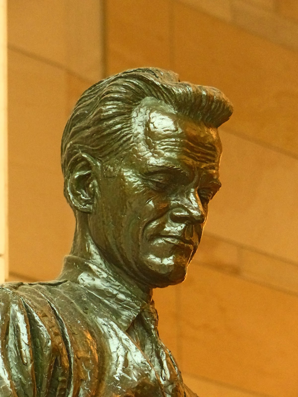 The Portrait Gallery: Philo T. Farnsworth