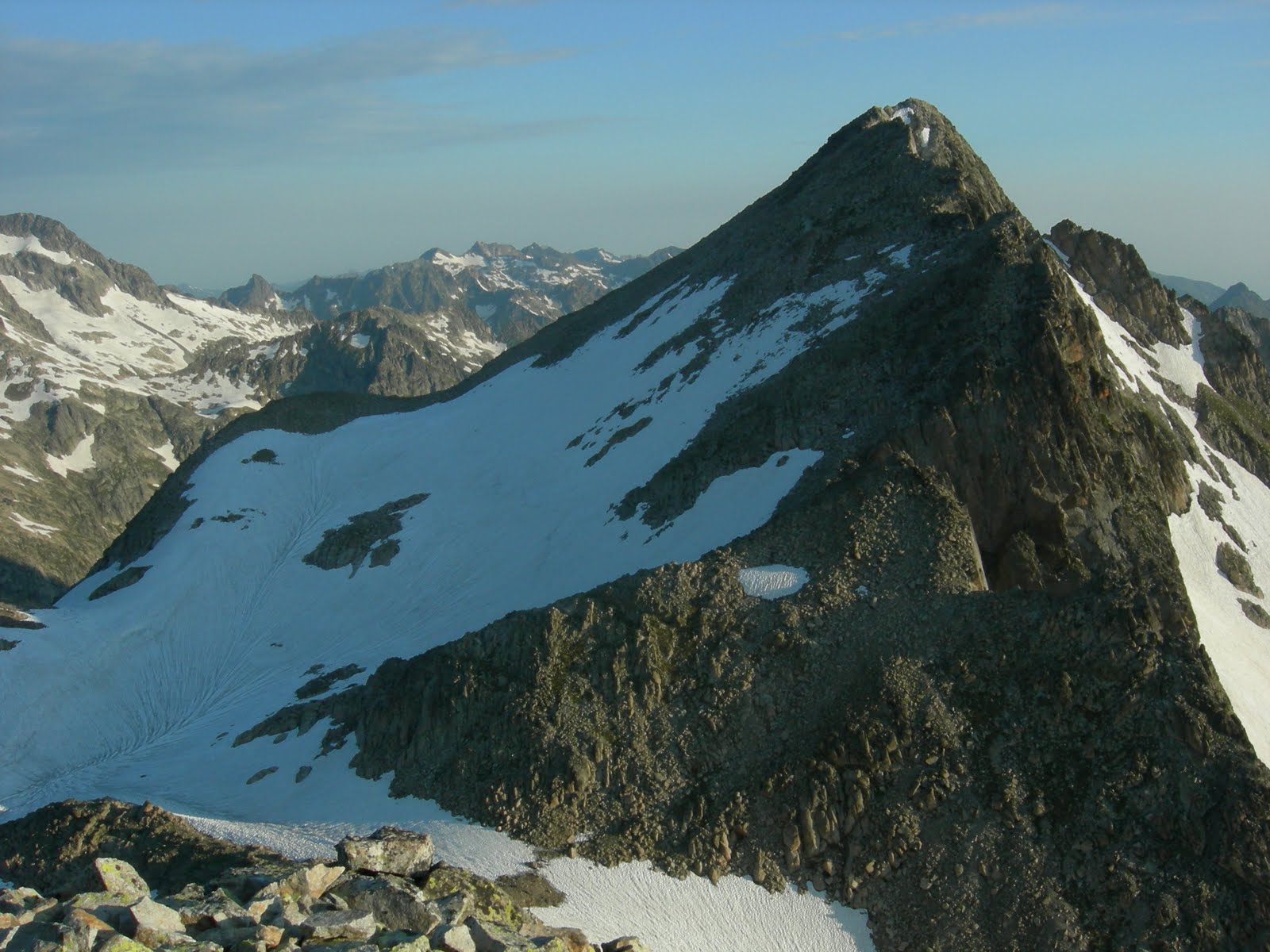 BALDAPIKARRAS: Gran Facha con vivac incluído