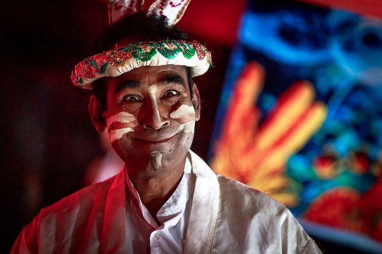 The Travel Photographer : Zarni Myo Win | Traditional Dance Troupes In ...