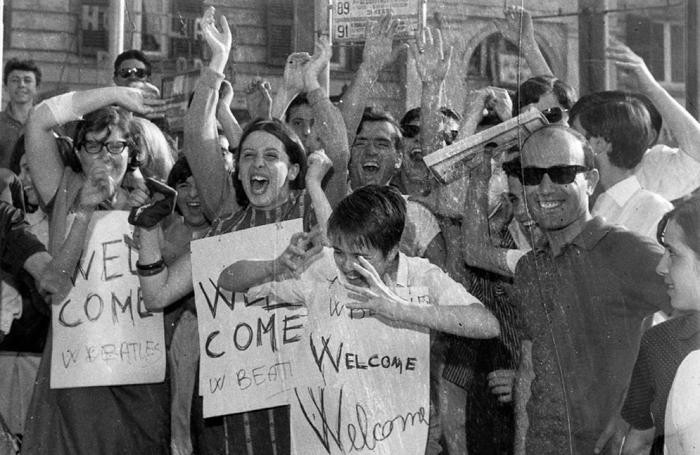 Meet the Beatles for Real: More signs of Beatlemania in Milan