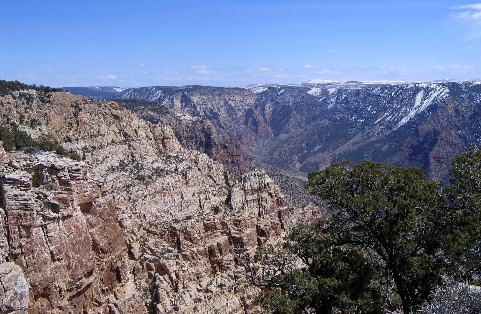 Janie and Steve, Utah Trails: Split Mountain Views