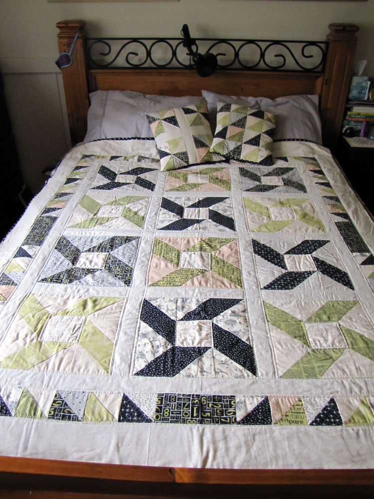 gemini stitches: Wind Farm quilt finished!